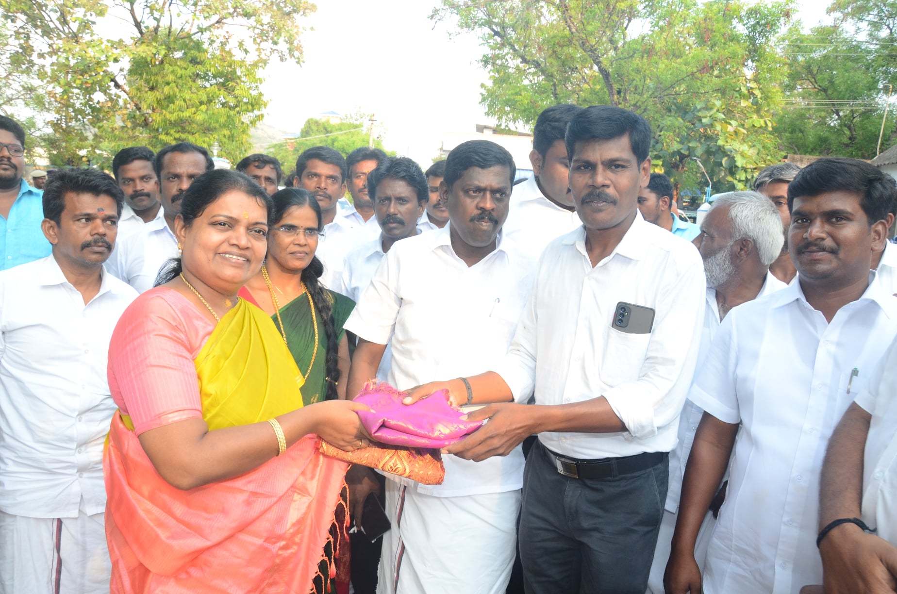 02. Smt.Geetha Jeevan Visit - Amar Seva Sangam